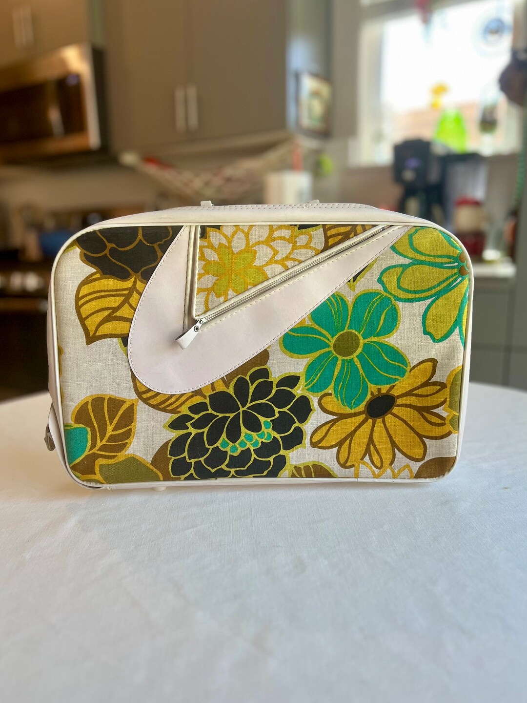 Vintage Suitcase MCM Flower Power // Laptop Case - Etsy