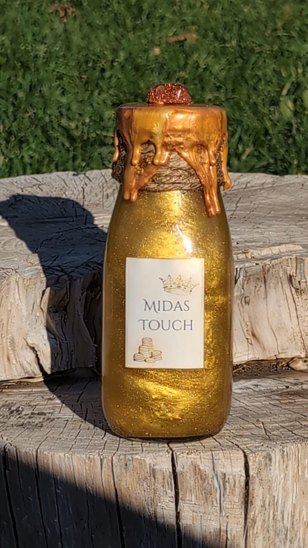 Mythical Gold King Potion Bottle Apothecary, Royal Golden Bookshelf ...