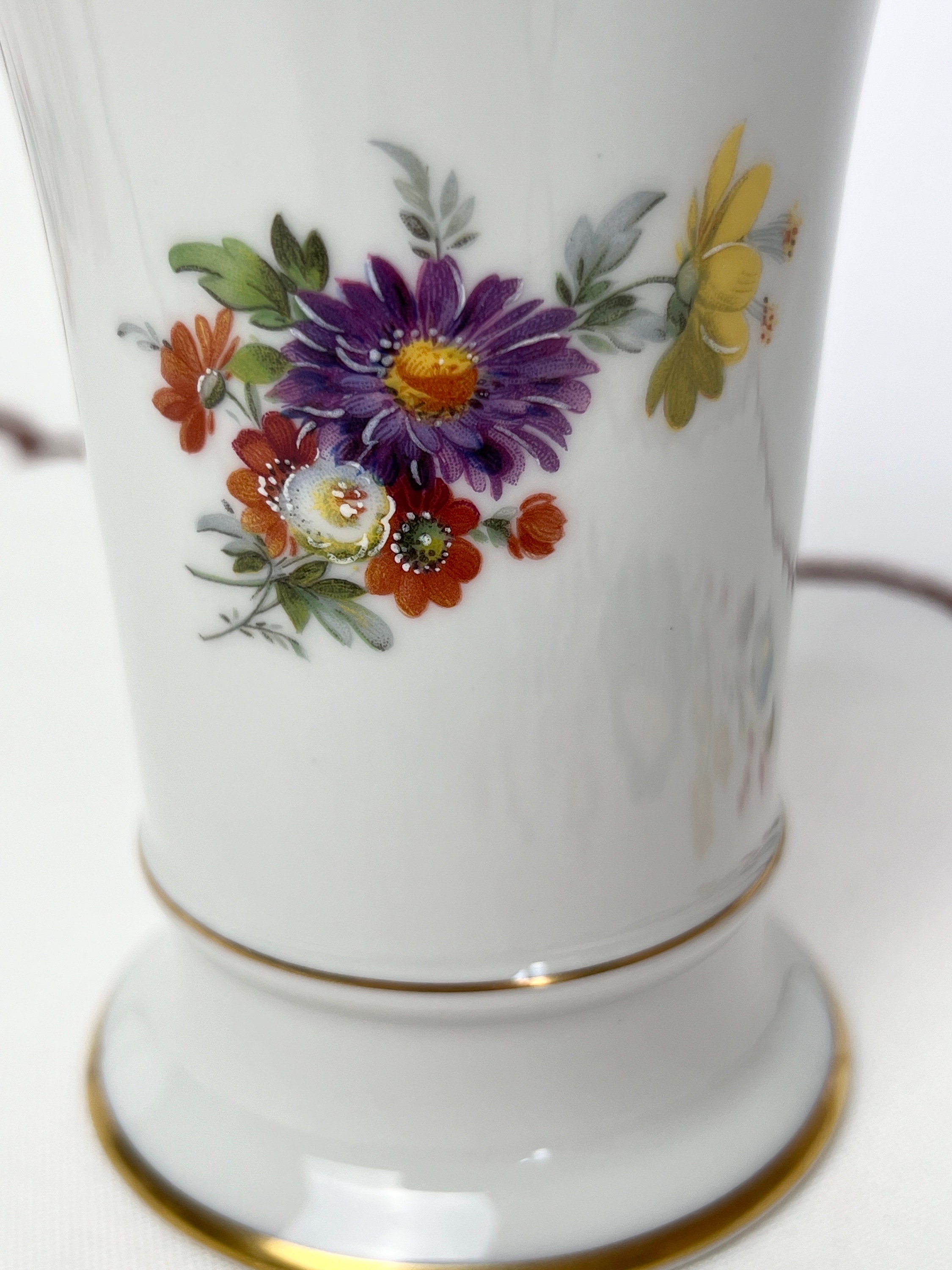 Porcelain Kaiser Vase for Flowers, Vintage - Etsy