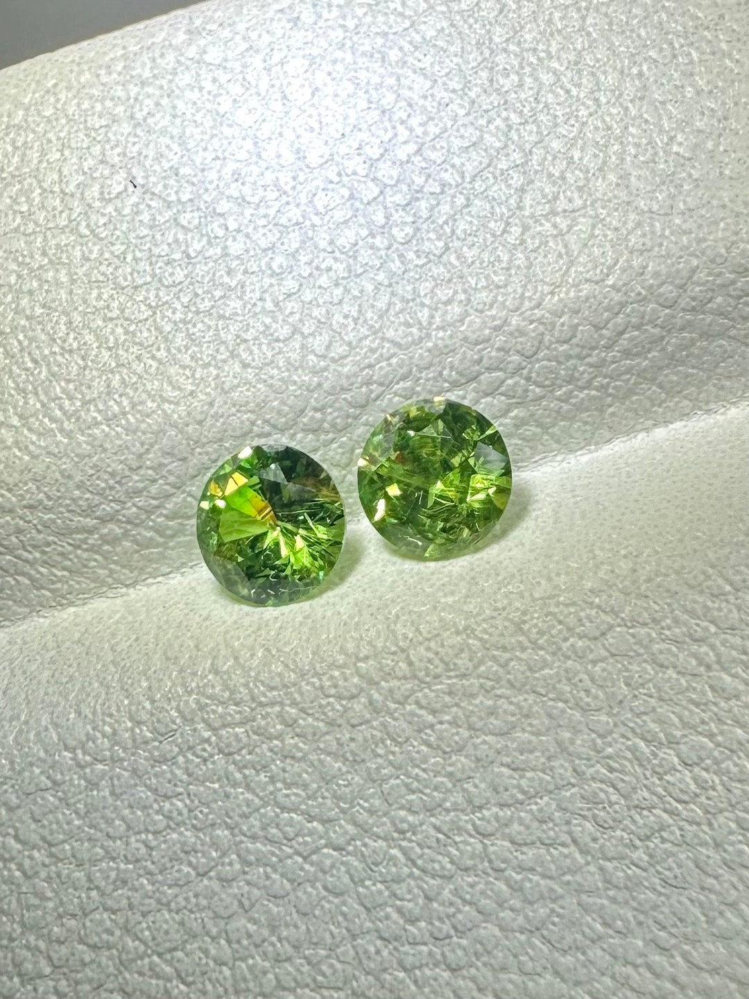 1.02 Cts Russian Demantoid Pair, Faceted Demantoid Garnet Pair - Etsy