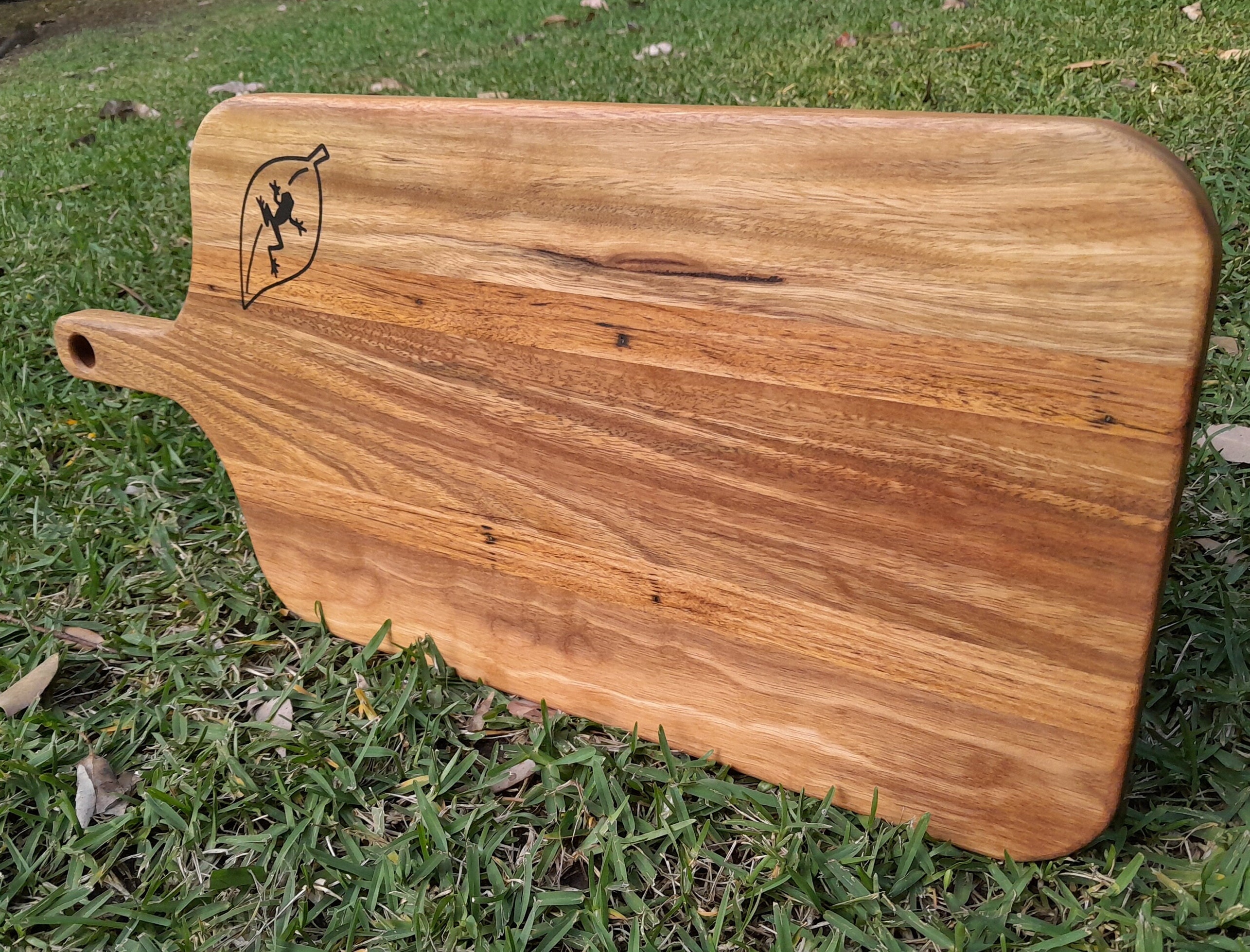 Large Spotted Gum and Blackbutt Timber Cutting Board With a Frog Black ...