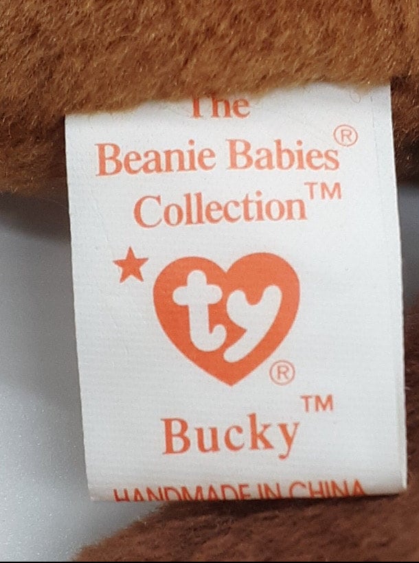 Vintage TY Beanie Babies Bucky the Beaver, Style Number 4016, Retired ...