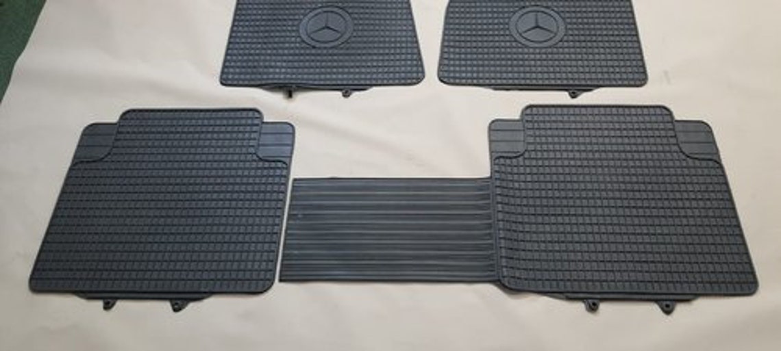 Mercedes Floor Mats Rubber With Mercedes Logo Front Rear 4-piece ...