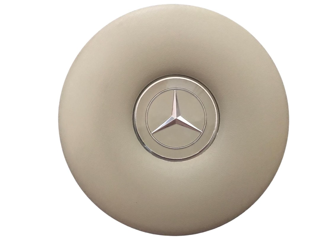 Hub Pad in Ivory / Cream With Star and Mounting Plugs for Bakelite ...