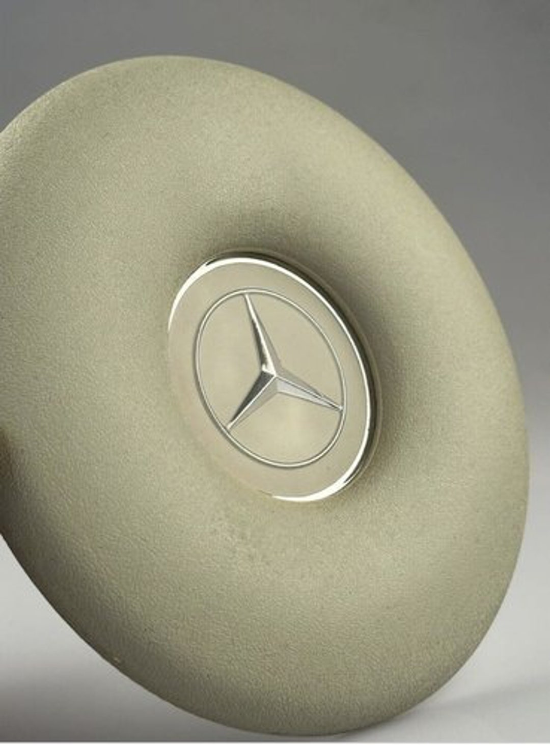 Hub Pad in Ivory / Cream With Star and Mounting Plugs for Bakelite ...