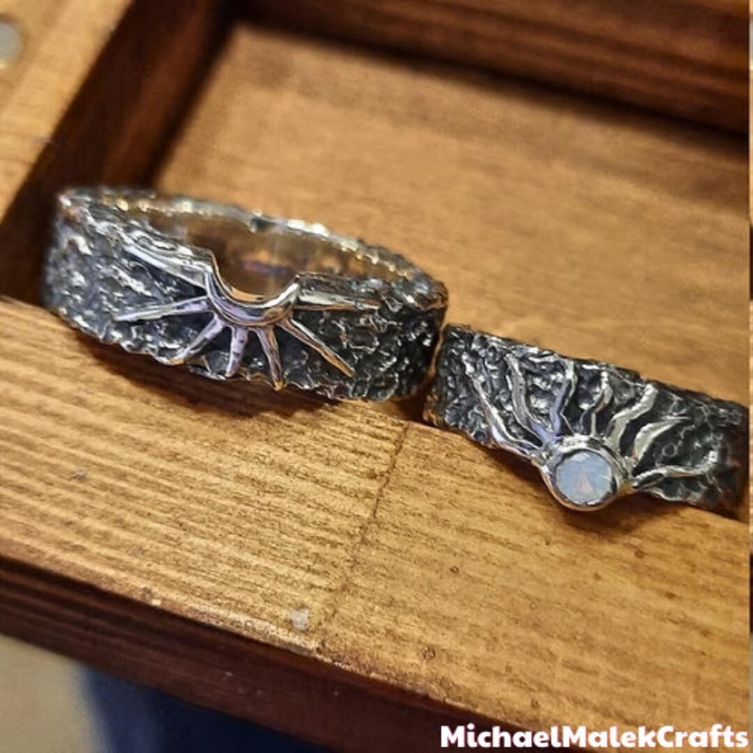 Couple Rings, Sun and Moon Wedding Bands, Set of Hammered Wedding Bands ...