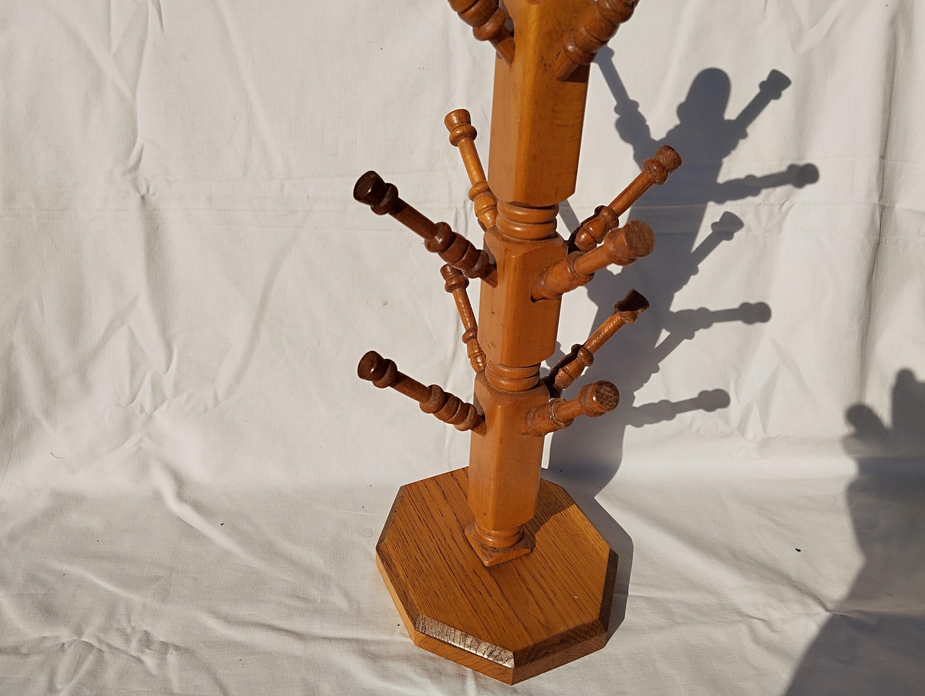 Big Rustic Mug Tree Rack, Coffee Cup Holder With Wooden Pegs, 12 Cups ...