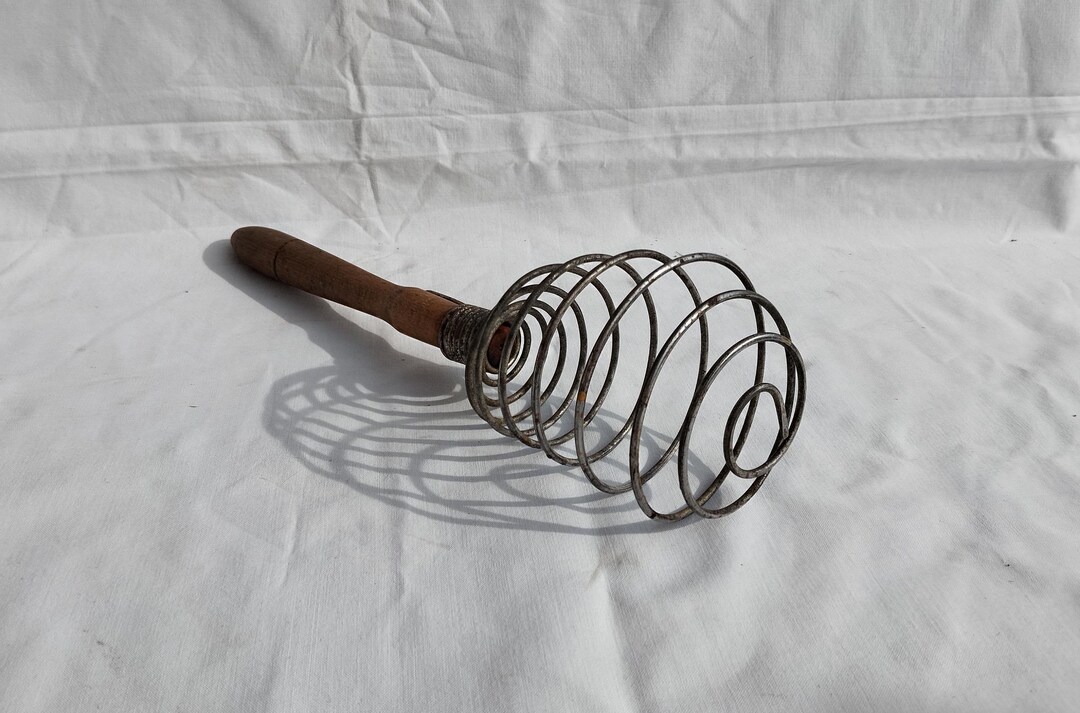 Vintage Kitchen Utensil, Hand Whisk With Wooden Handle, Spiral Whisk ...