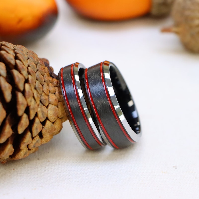 Black and Red Wedding Ring - Etsy