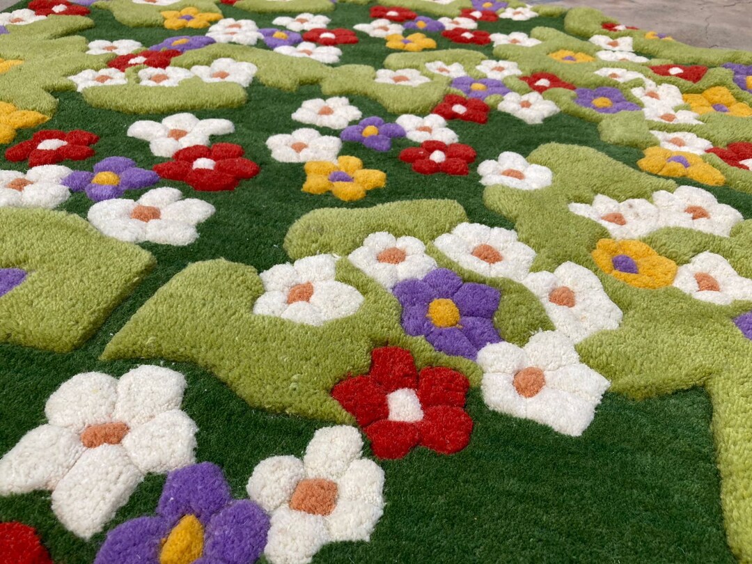 Handmade Daisy Rug, Irregular Grass Meadow Rug, Green White Rug, Moss ...