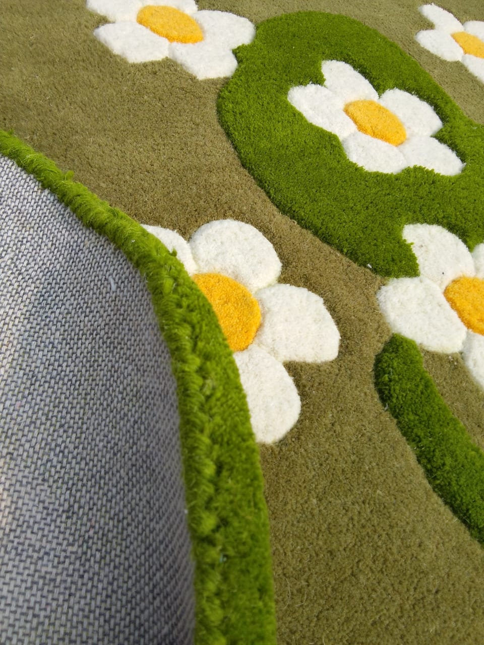 Handmade Daisy Rug, Irregular Grass Meadow Rug, Green White Rug, Moss ...