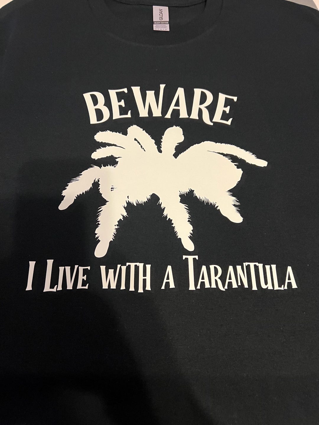 Tarantula Spider T-shirt: Beware I Live With a Tarantula - Etsy