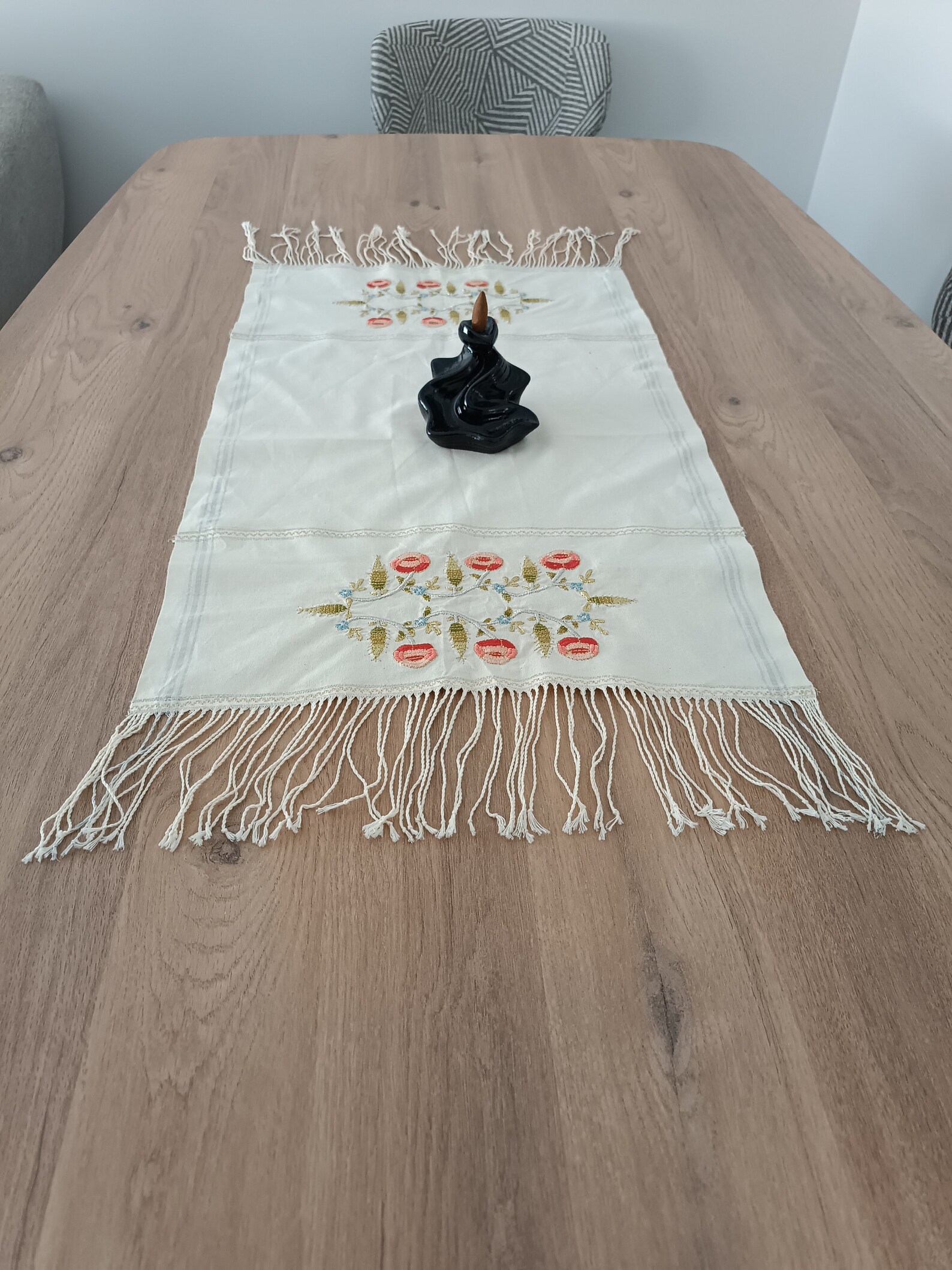Embroidered Table Topper - Etsy