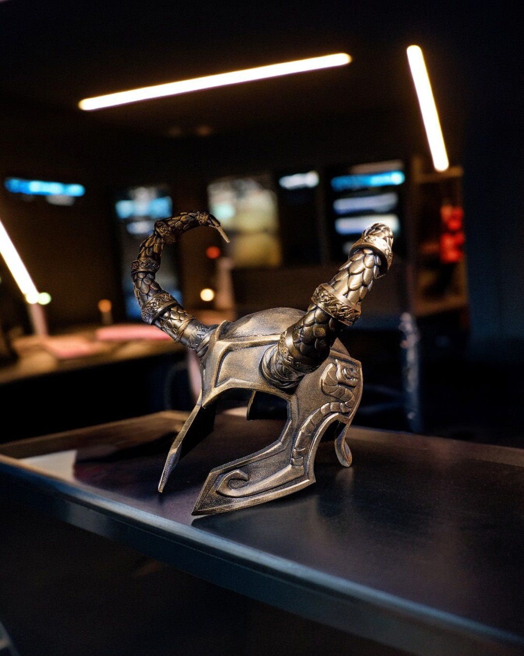 3D Printed Loki Helmet – Cosplay Prop, Norse Mythology Decor - Etsy