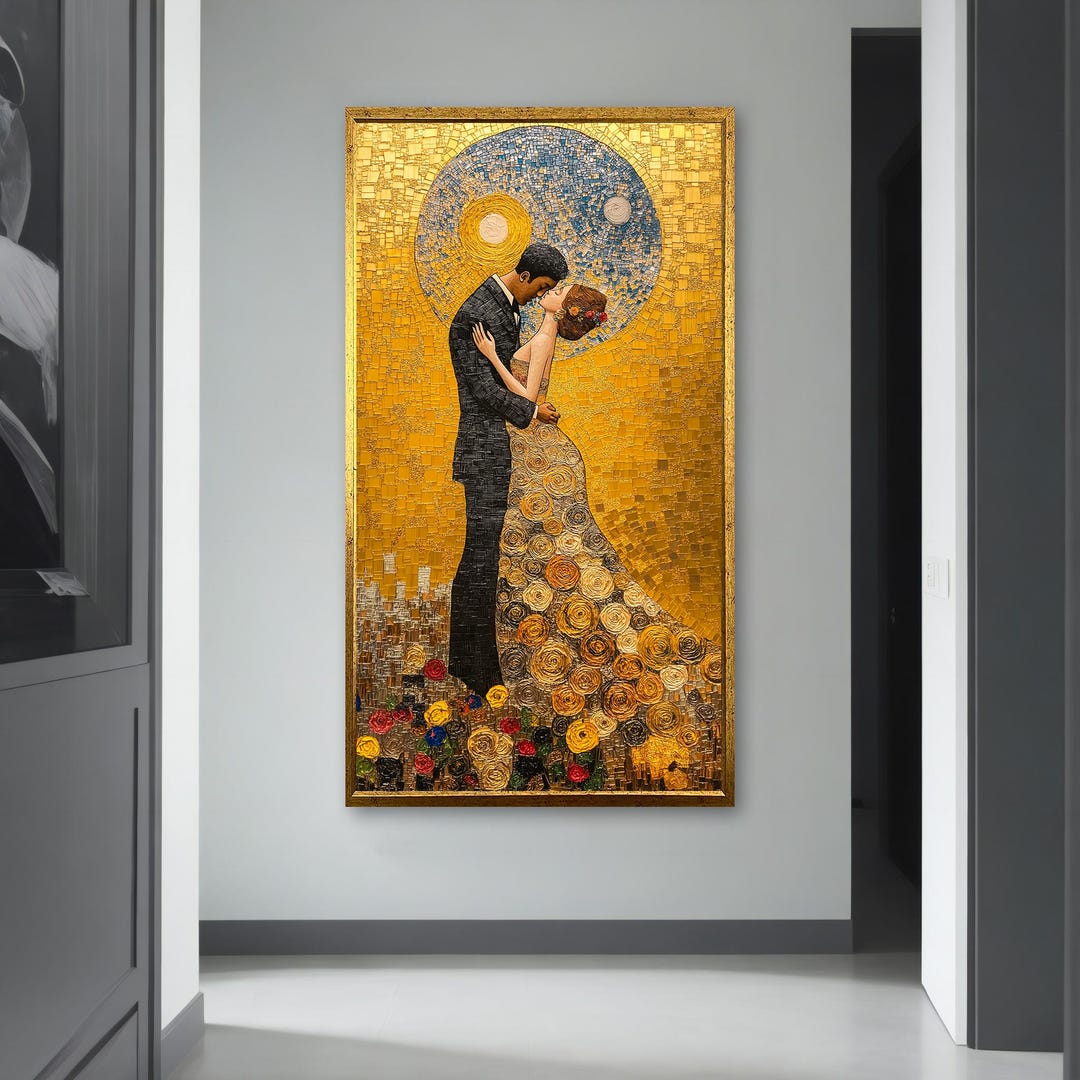 Romantic Couple in Golden Mosaic Canvas Painting – Gustav Klimt ...