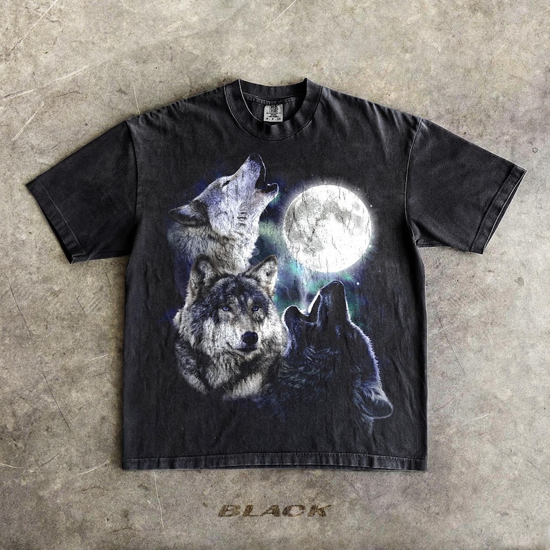 Howling Wolves Vintage 90s Graphic Shirt, Retro Comfort Colors® Wolf ...