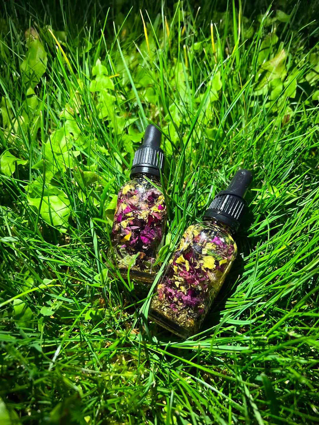 Love Oil / Attraction and Passion Oil - Etsy