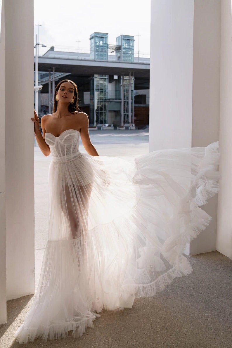 A-line Tulle Wedding Dress With Open Top - Etsy