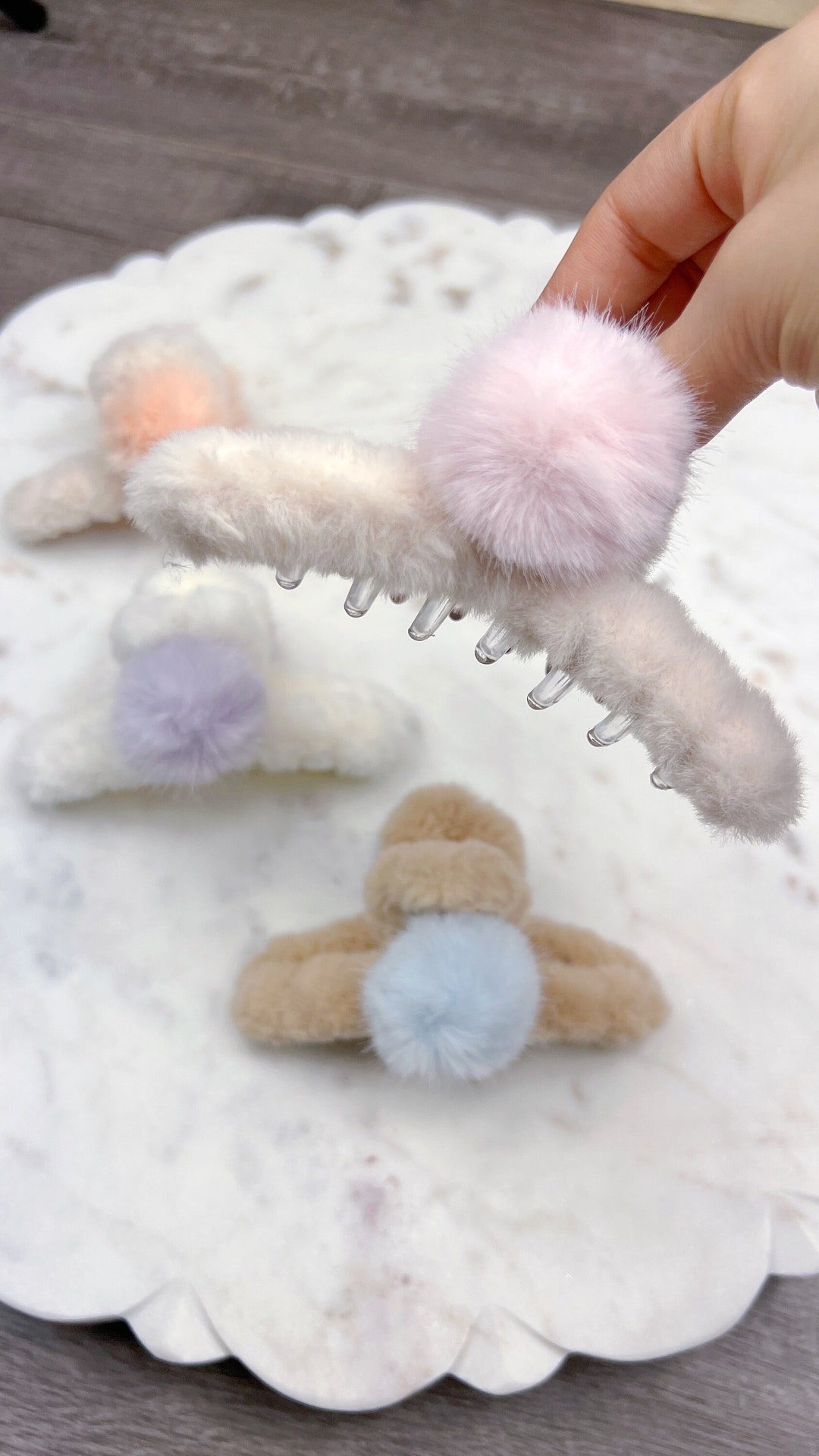 Super Soft Pom Pom Hair Clawfluffy Hair Clawwinter Faux Fur - Etsy