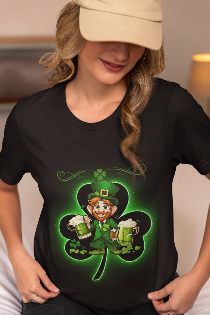 Lucky Clover St Patrick's Day T-shirt - Etsy