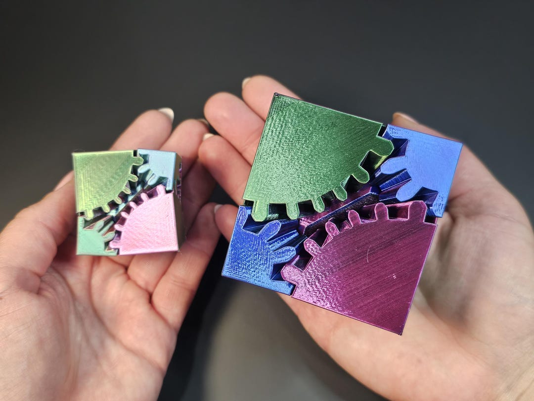 Gear Cube / Articulated Sensory Cube / 3D Printed / Personalized Gift ...