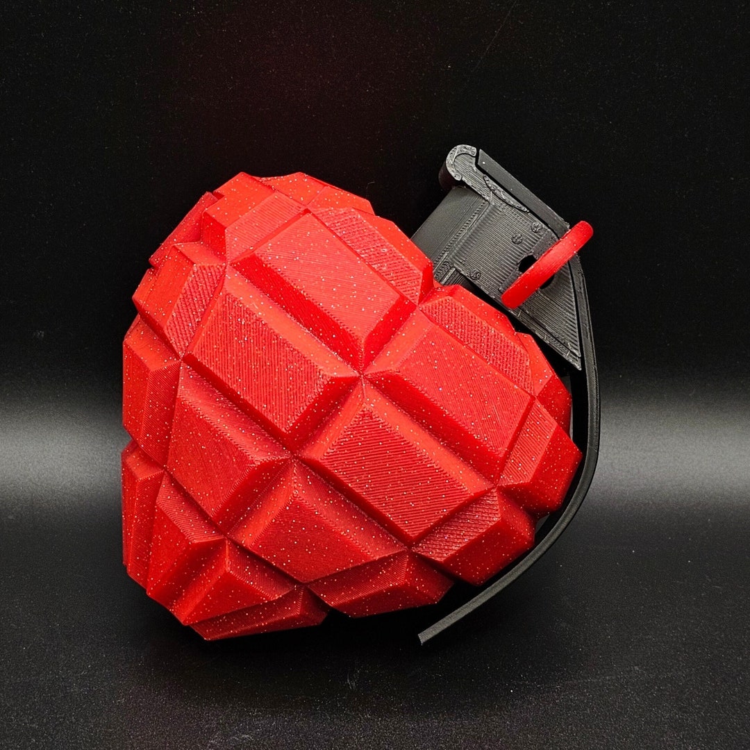 3d Printed Heart Grenade Box / Personalize It to Make It Yours! / Lock ...