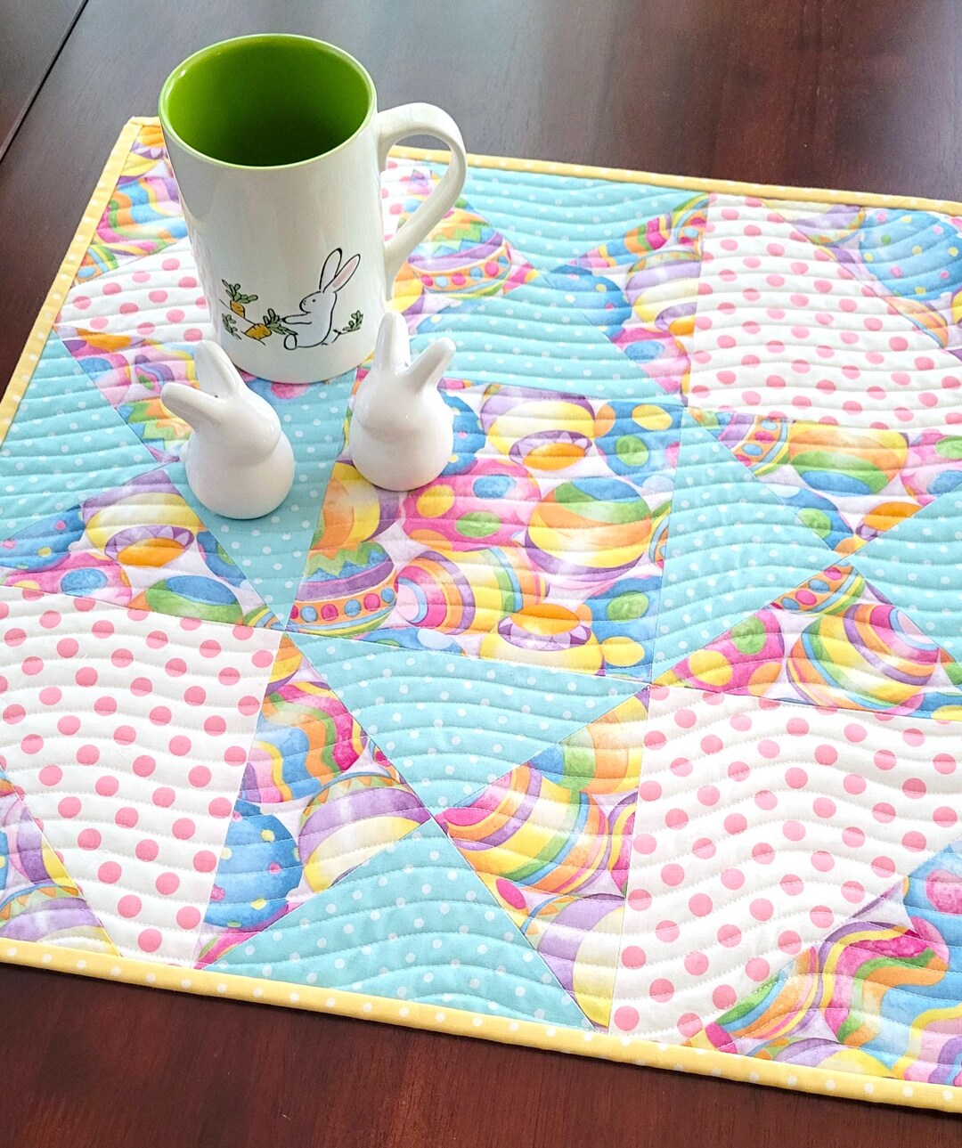 Easter Table Topper, Pastel Easter Table Decor, Easter Egg Tabletopper ...