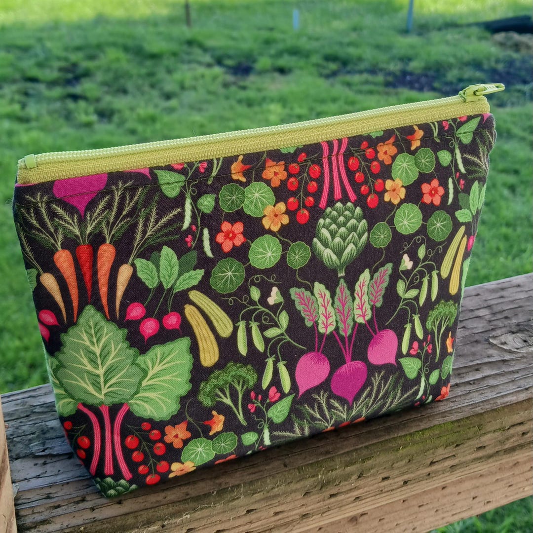 Makeup Bag | Spring Garden Vegetable | Zippered Case for Makeup, Travel ...