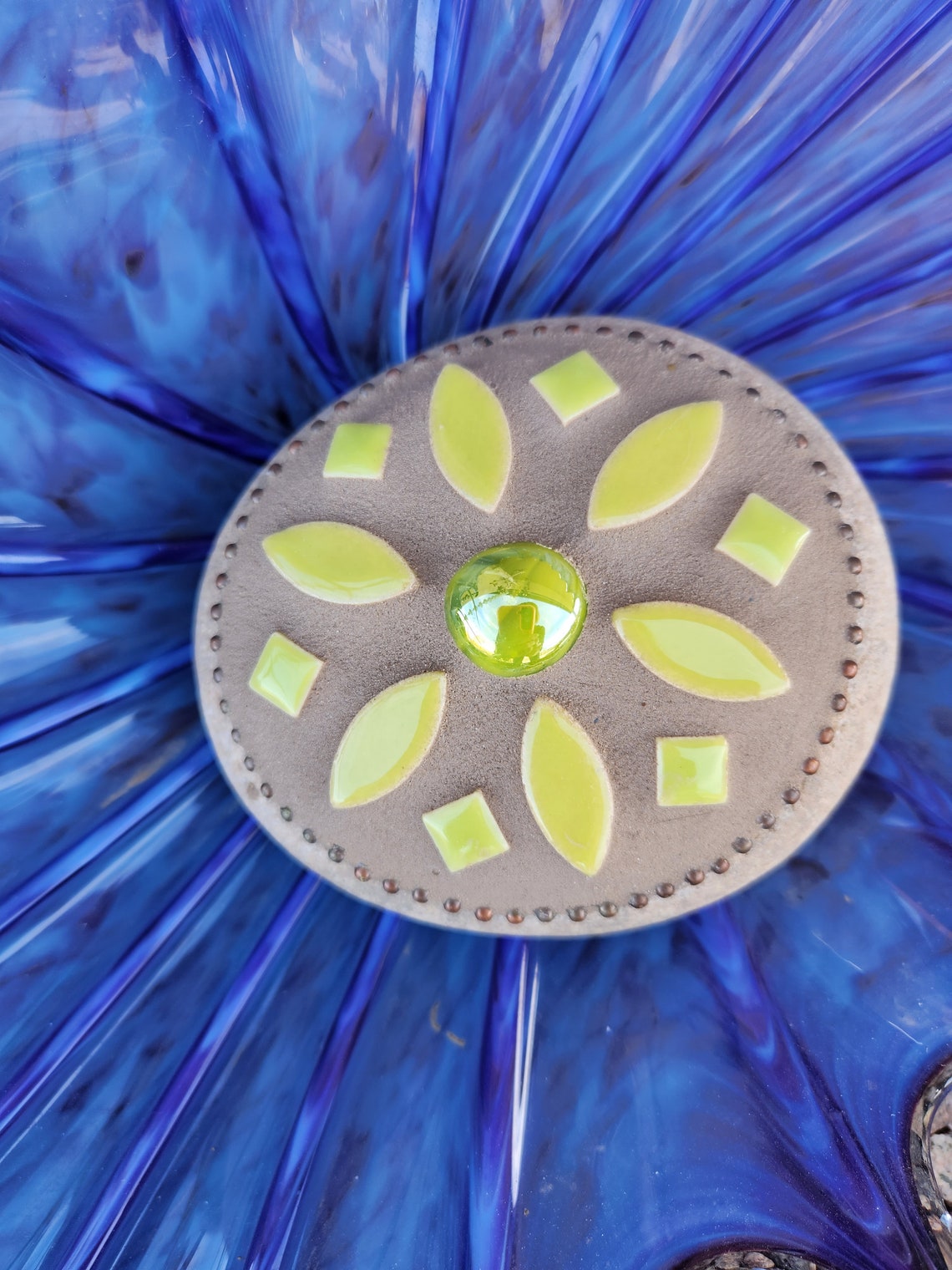 Wildflower Friendship Mosaic Stone - Etsy