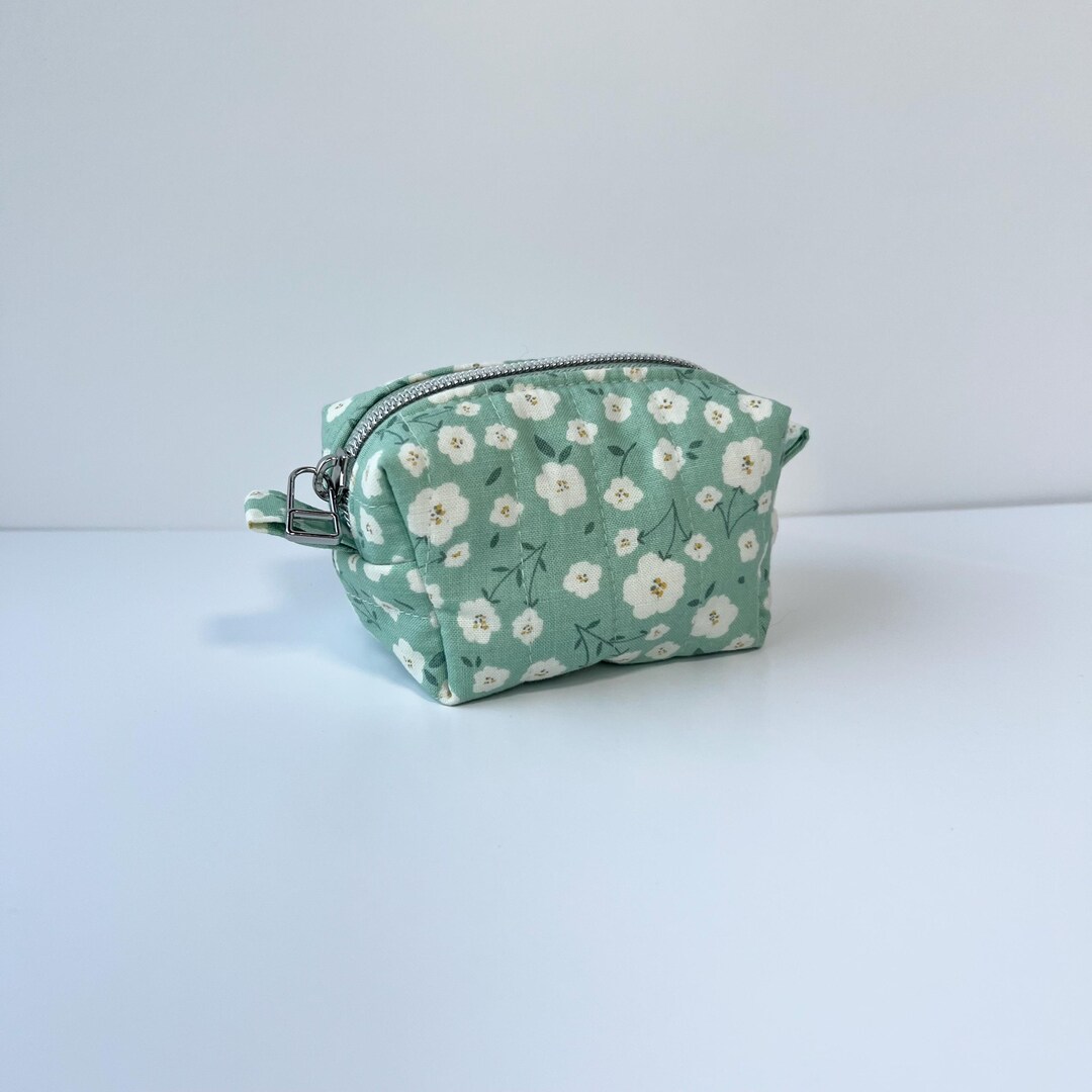Blue Floral Mini Quilted Pouch – Handmade Quilted Cotton Coin Purse - Etsy