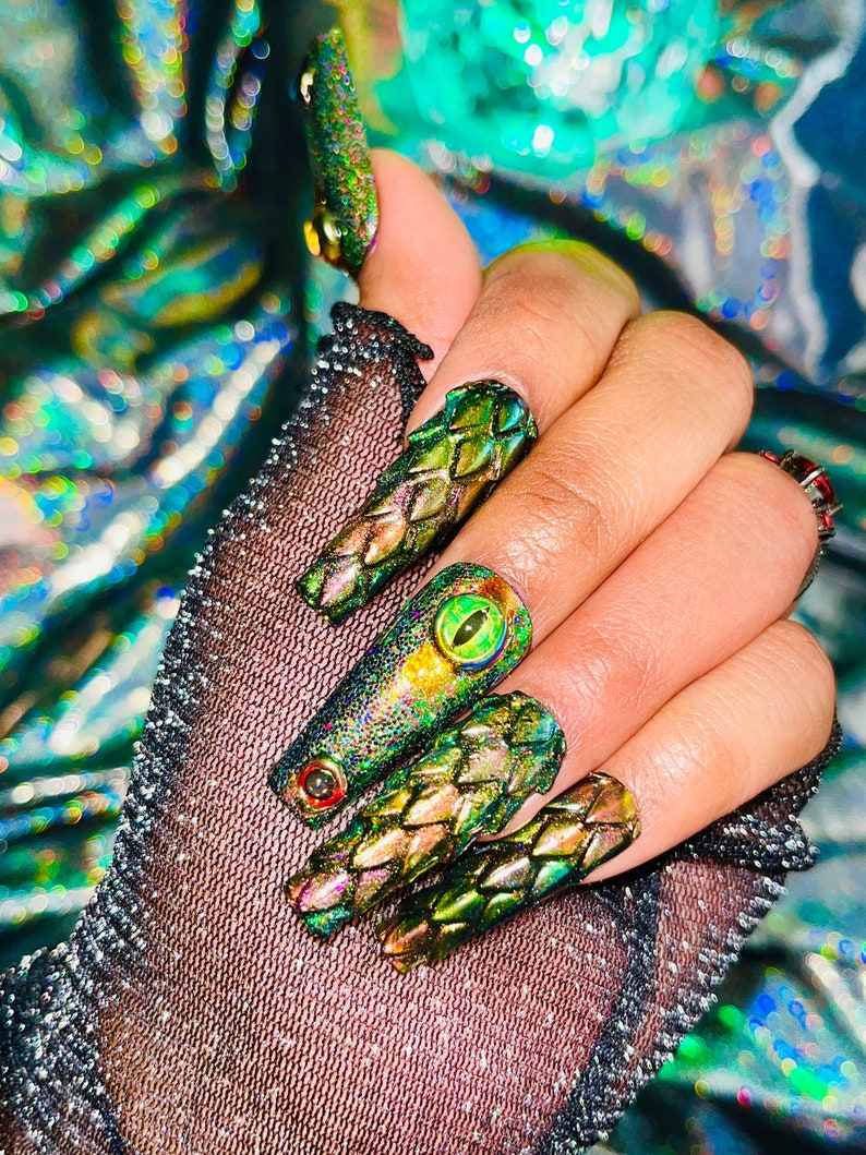 Medusa Nails Glue on Nails Coffin Nails Press on Long Coffin 3d Nails ...