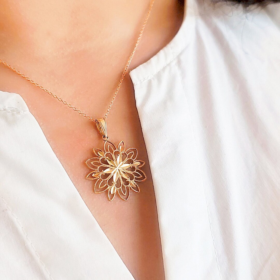 14K Solid Gold Flower Pendant Necklace - Gift for Mom - Anniversary ...