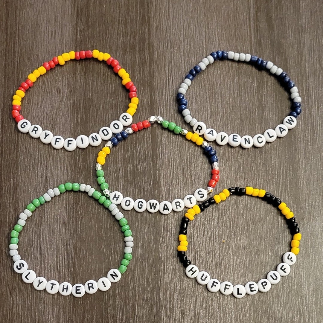 Hogwarts Houses / Harry Potter Friendship Bracelets - Etsy