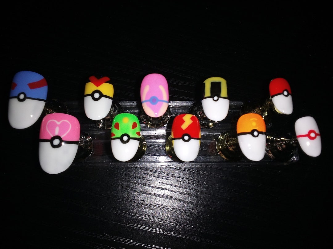 Pokeball Nail Set - Etsy