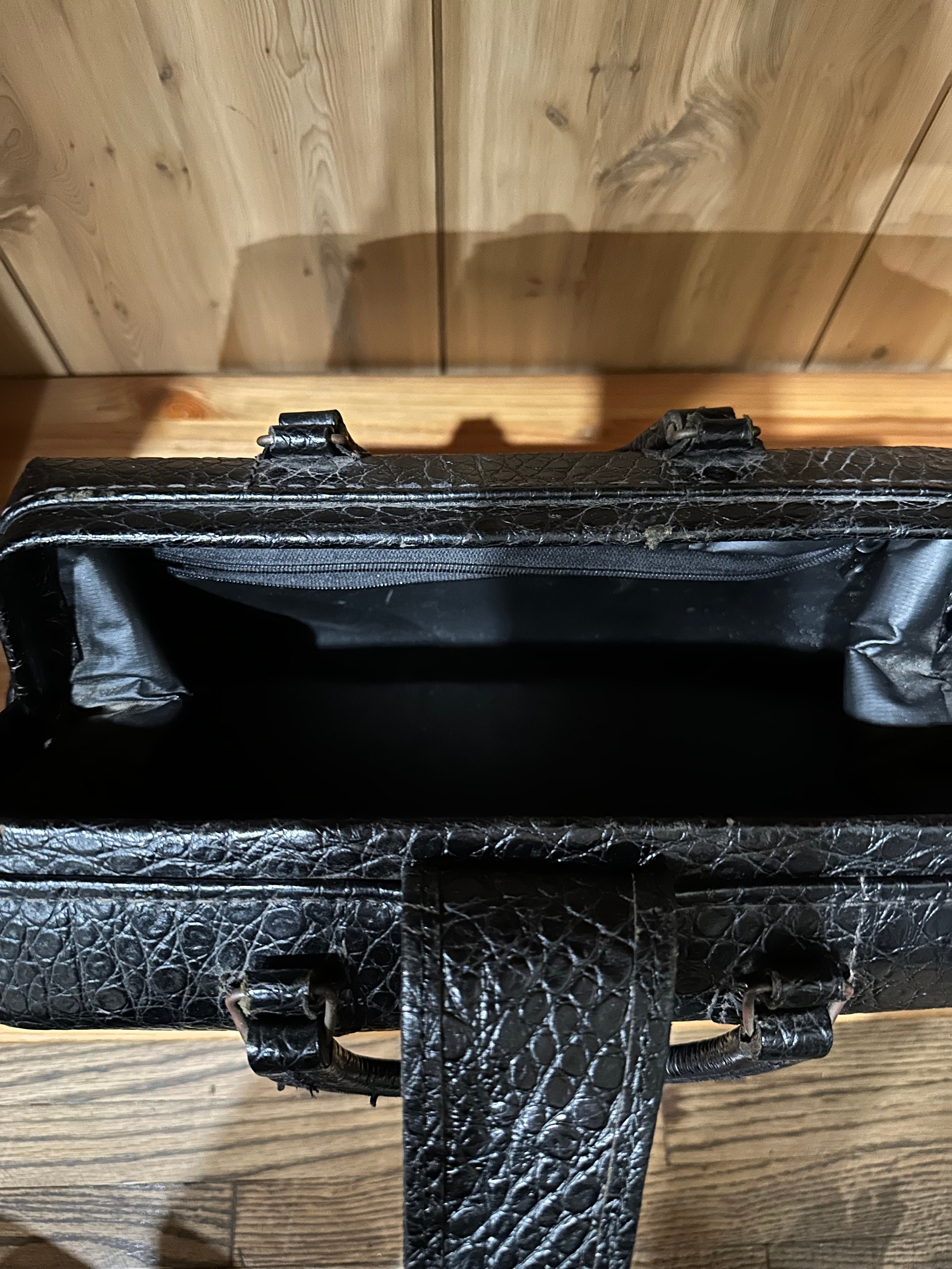 Cheney England Black Crocodile Print Genuine Leather Doctor - Etsy