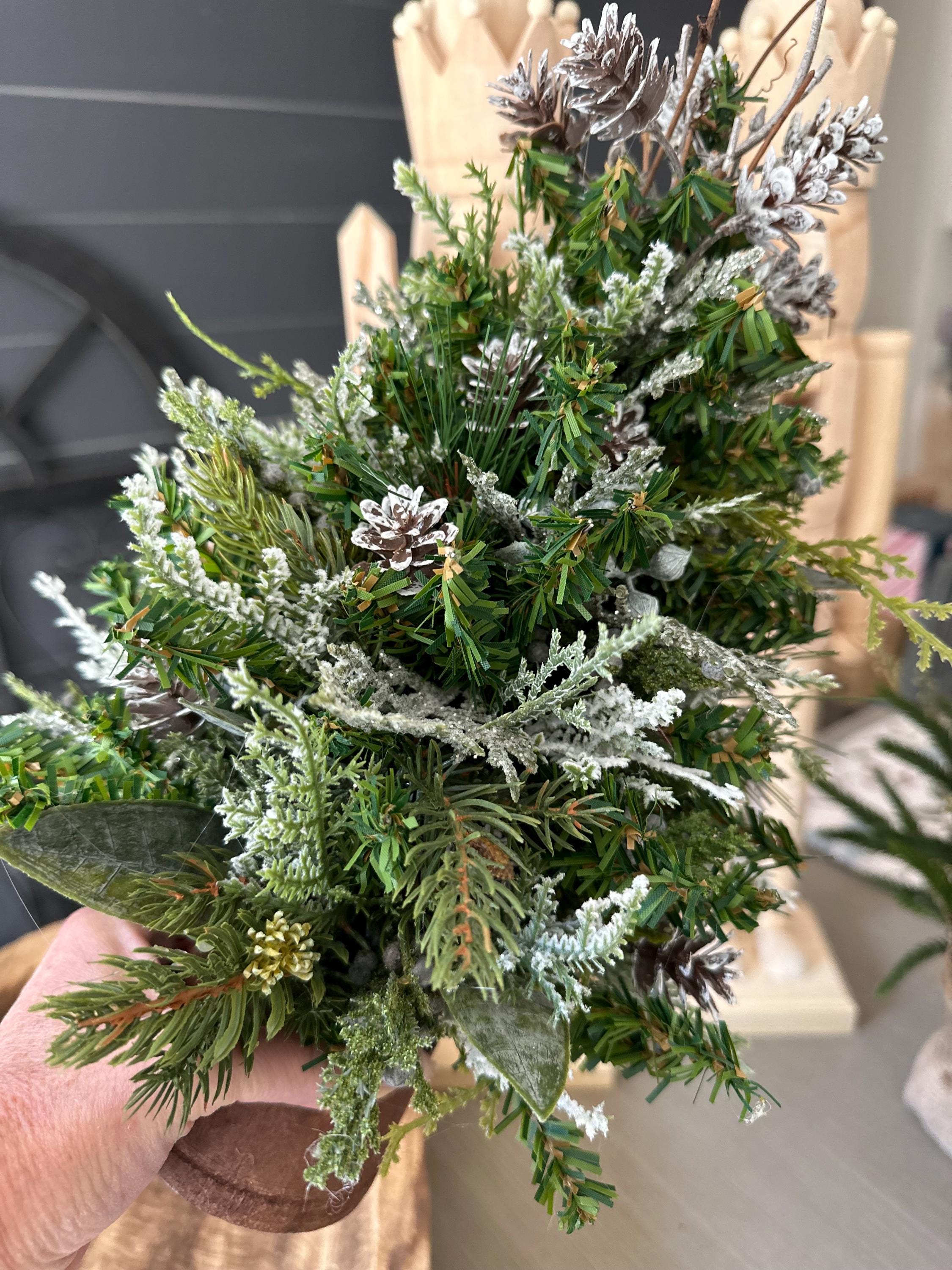Artificial Mini Christmas Tree for Tabletop Decor Faux Tree for Holiday ...