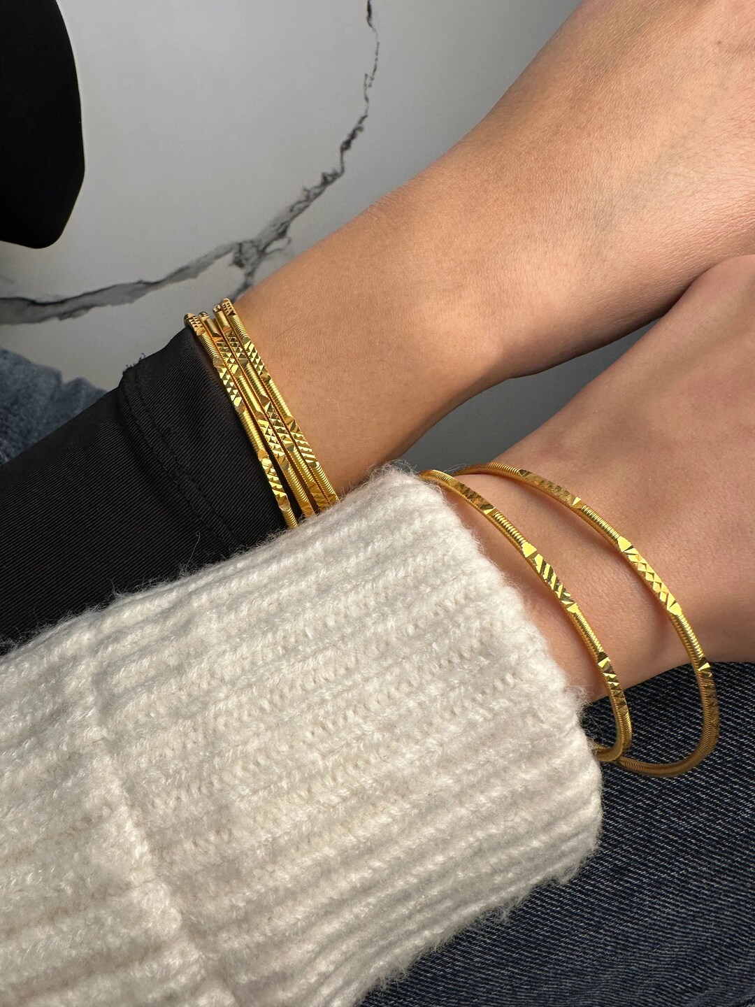 22K Solid Gold Hammered Bangle, Daily Womens Bracelet, 916 Bangle ...