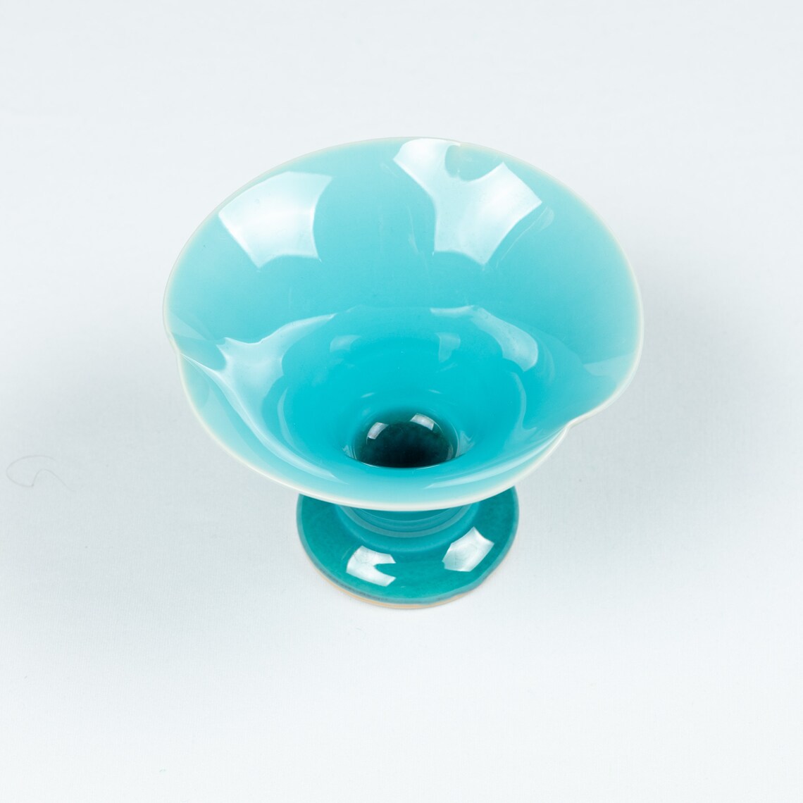 Amakusa Higure Turkish Blue Fluted Flower Guinomi 天草日暮トルコブルー花形ぐい呑み - Etsy
