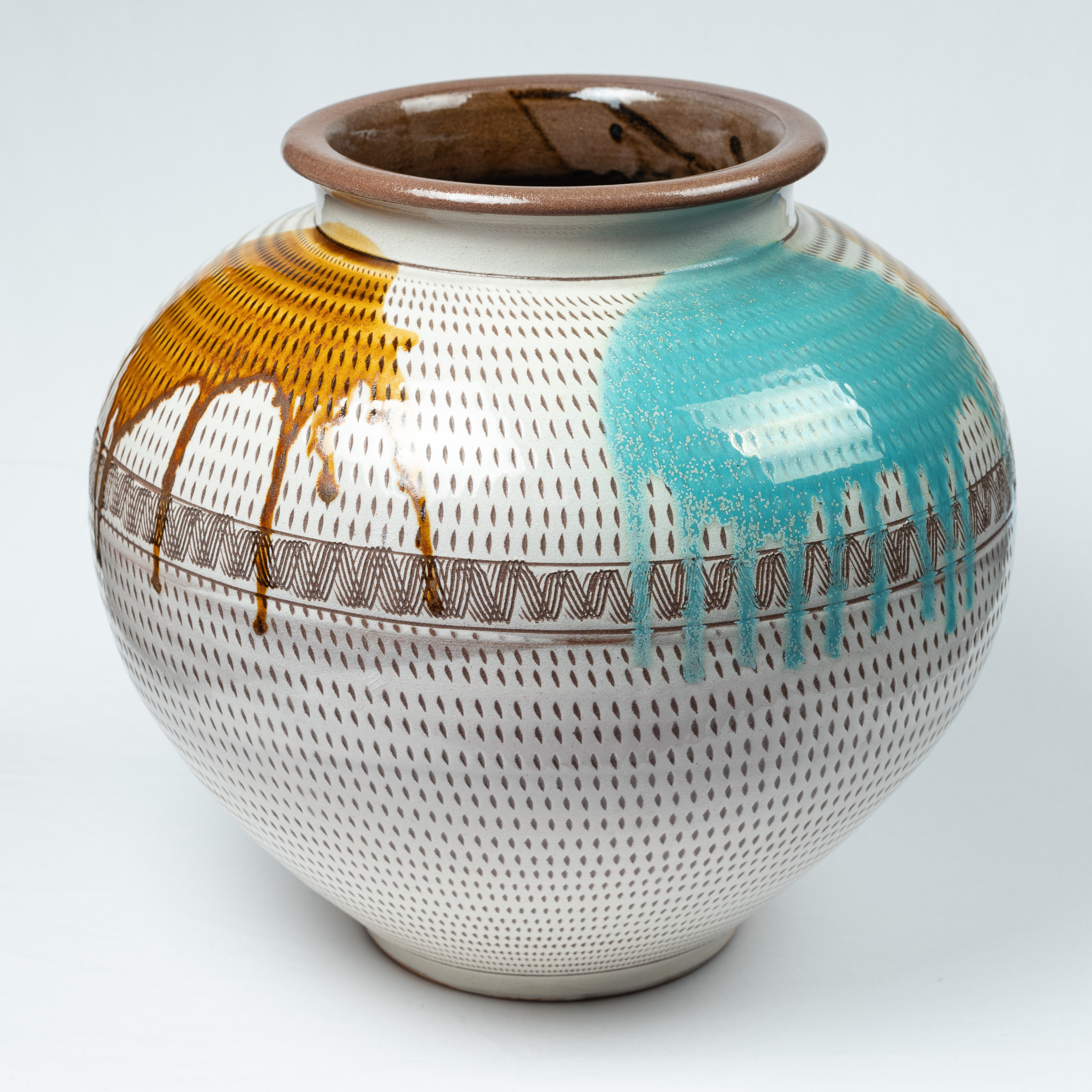 Large Koishiwara Vase With Chatter-marks and Two-colour Uchikake Splash ...