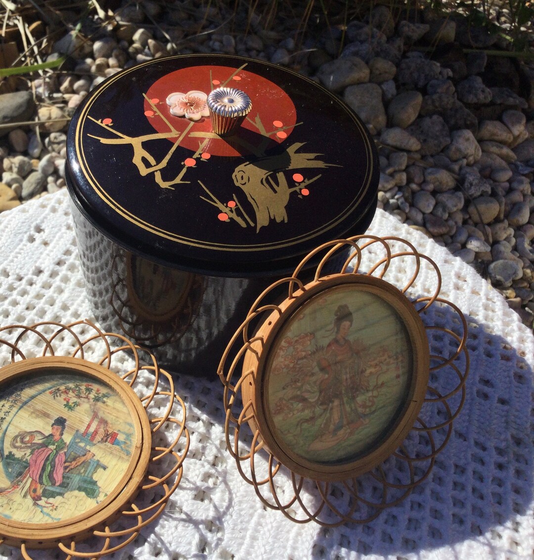 Japanese Plastic Large Trinket Box With Floral Decor and Lid 2 Bamboo ...