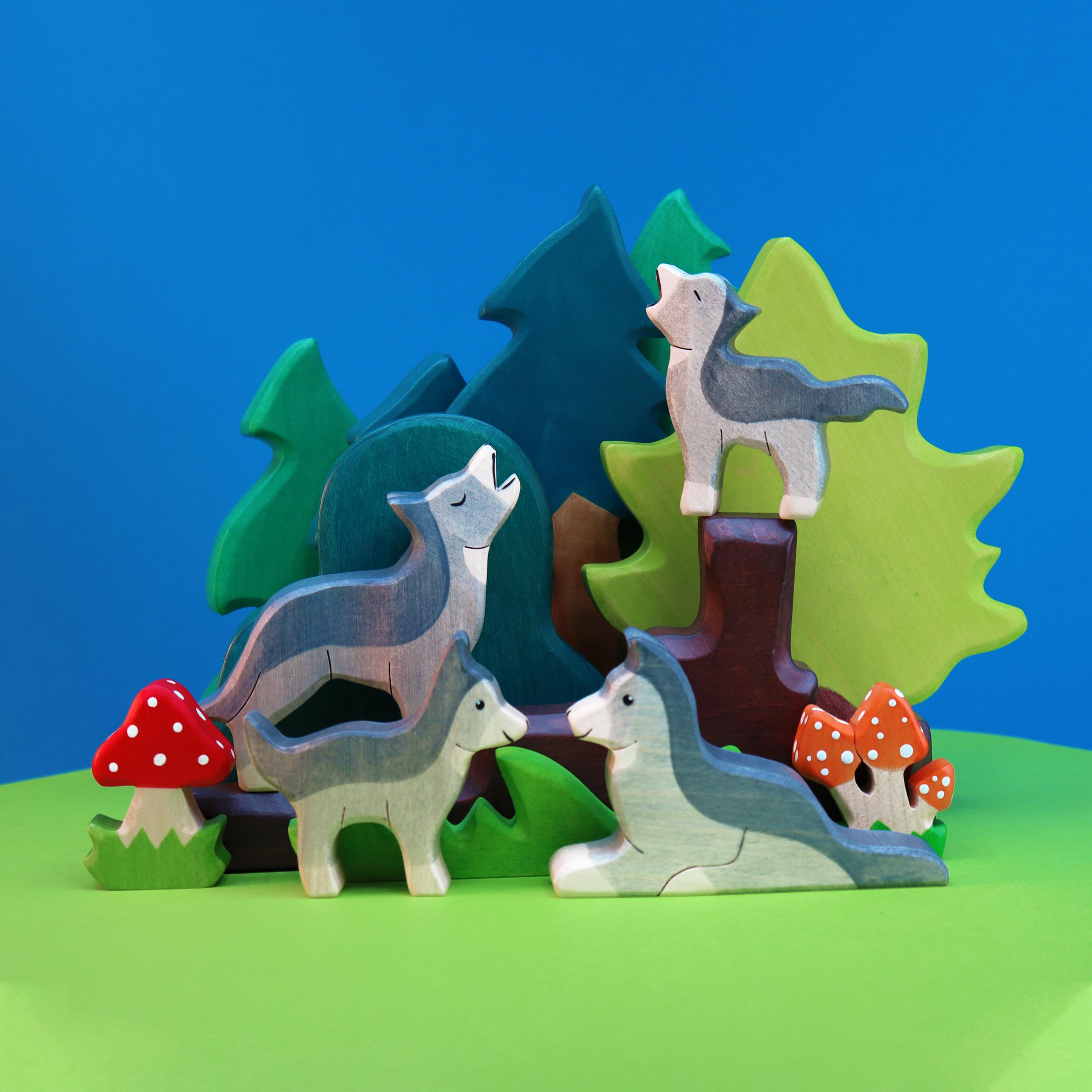 Wooden Wolf Family Toy Set: Montessori Waldorf Forest Animals - Etsy