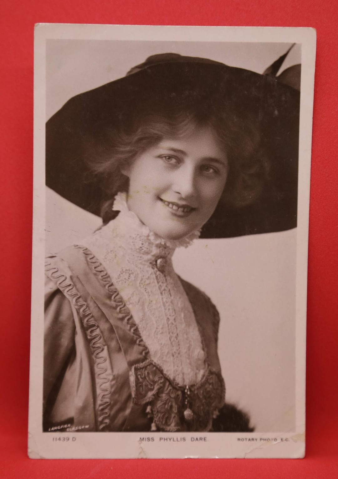 Vintage Used Postcard - "miss Phyllis Dare" - Etsy