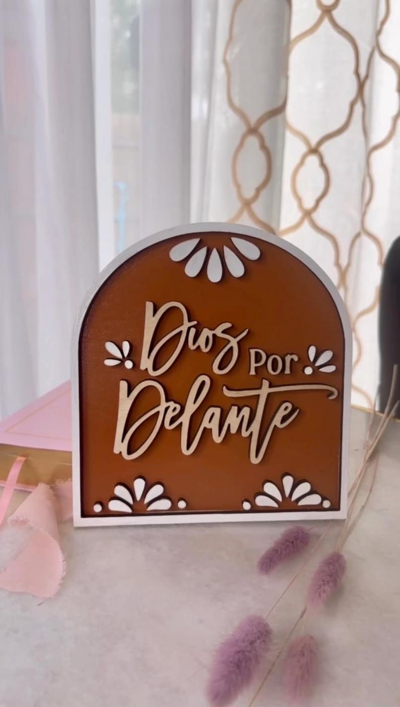 Dios Por Delante, Spanish Signs, Catholic Quote, Housewarming Gift ...