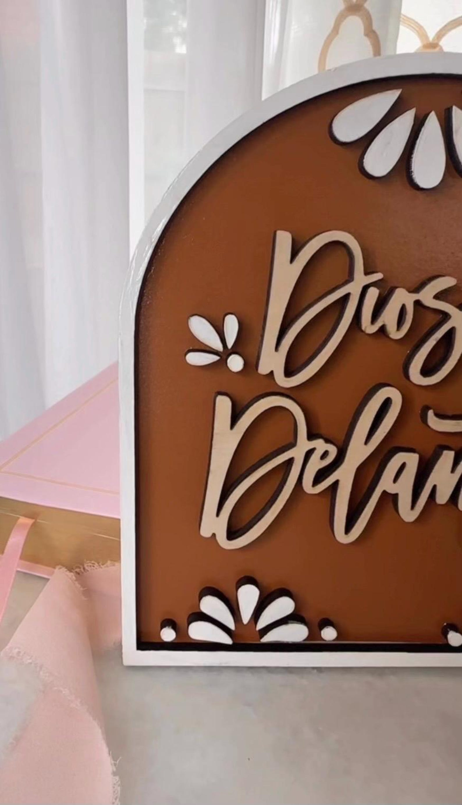 Dios Por Delante, Spanish Signs, Catholic Quote, Housewarming Gift ...