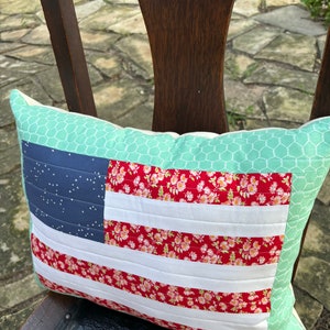 American Flag Quilted Pillow, Summertime Pillow, Americana Decor, Patriotic Pillow - Etsy