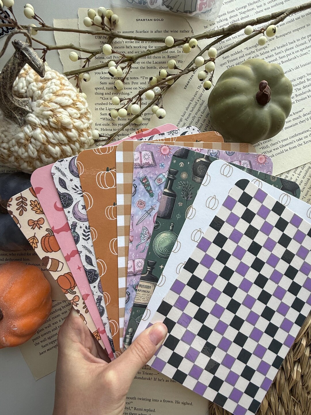 Spooky Halloween Kindle Insert: Laminated Cardstock, Bookmarked ...