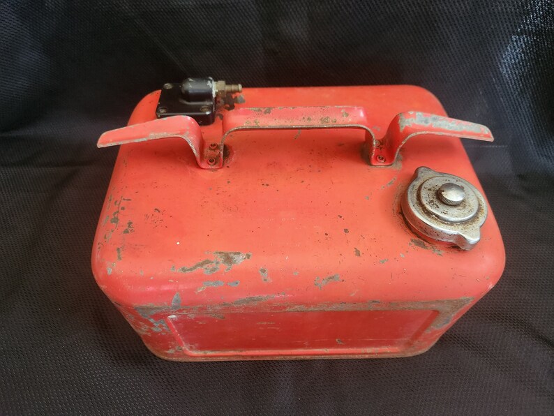 Vintage Kiekhaefer Mercury Gas Can ( 3 1/4 Gal.) Red - Etsy
