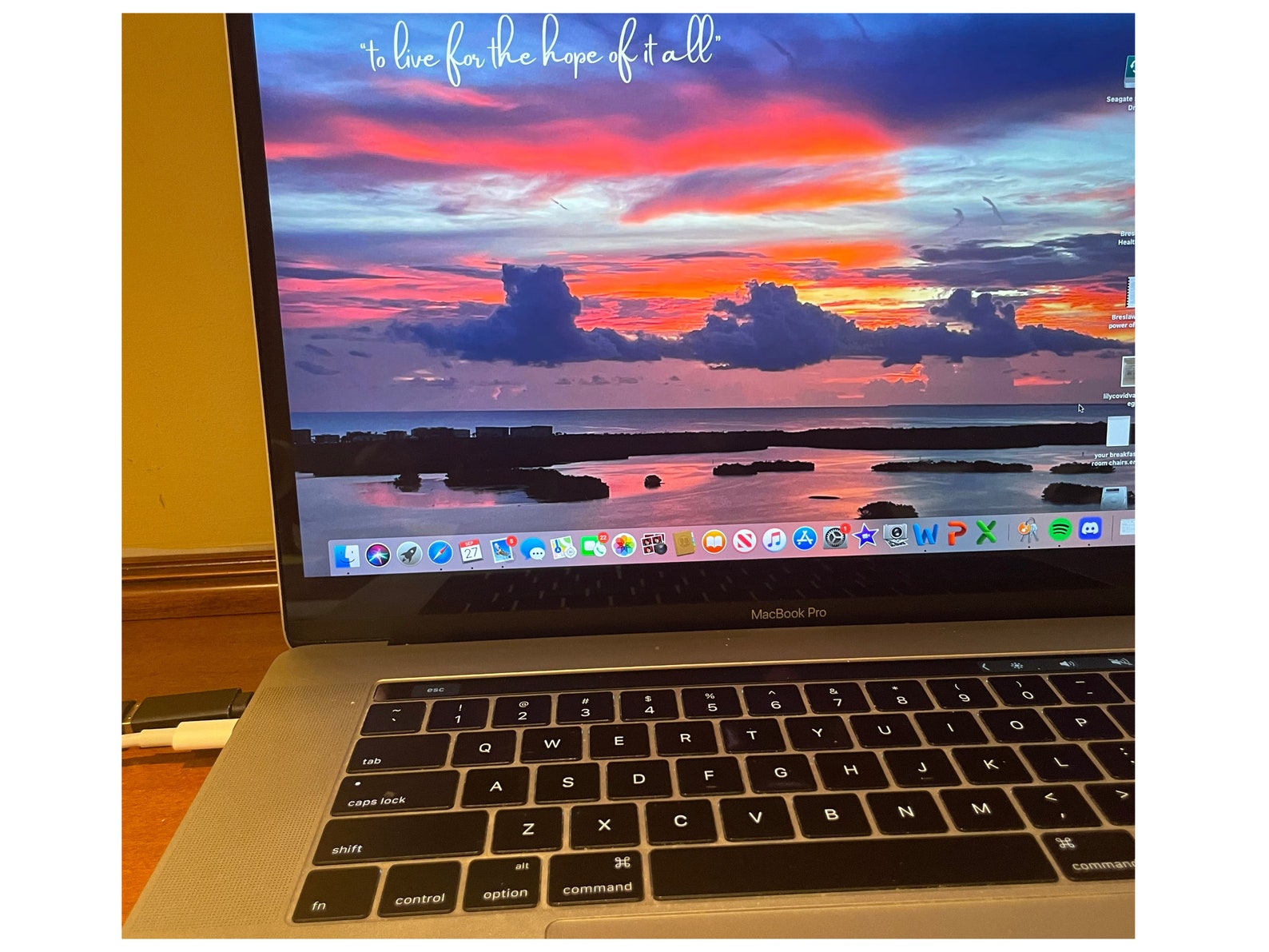 Swiftie Laptop Wallpaper, Taylor Swift Lyrics, Sunset Photo, Aesthetic ...