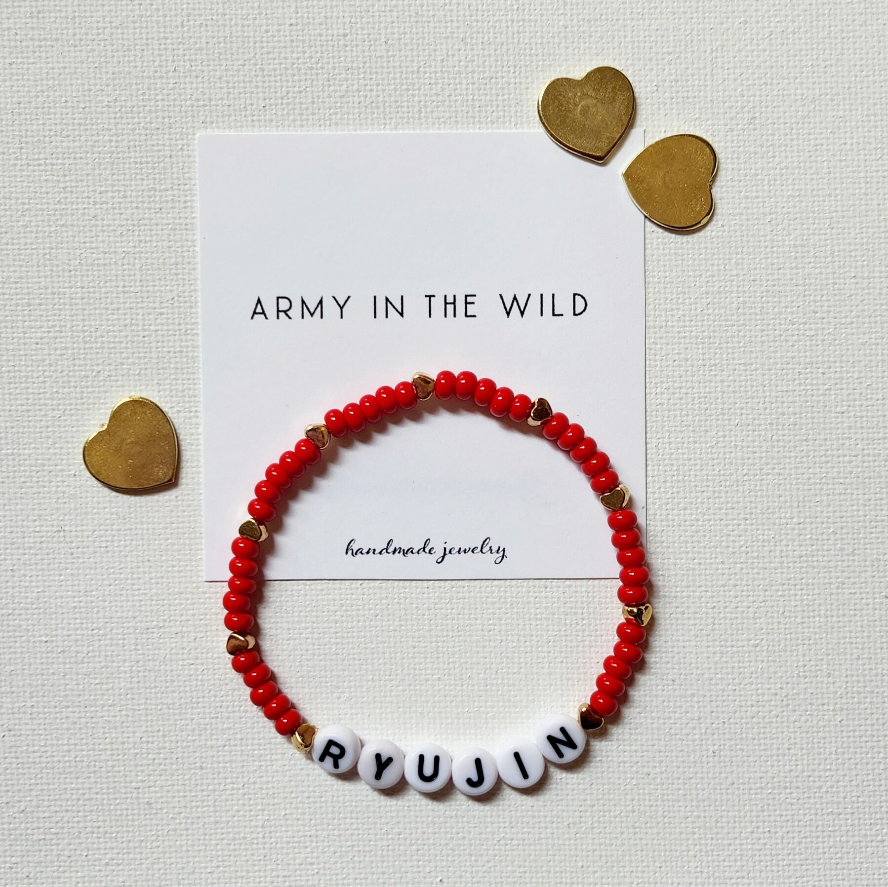 ITZY Bracelet With Gold Hearts - Custom Kpop Elastic Bracelet - Etsy