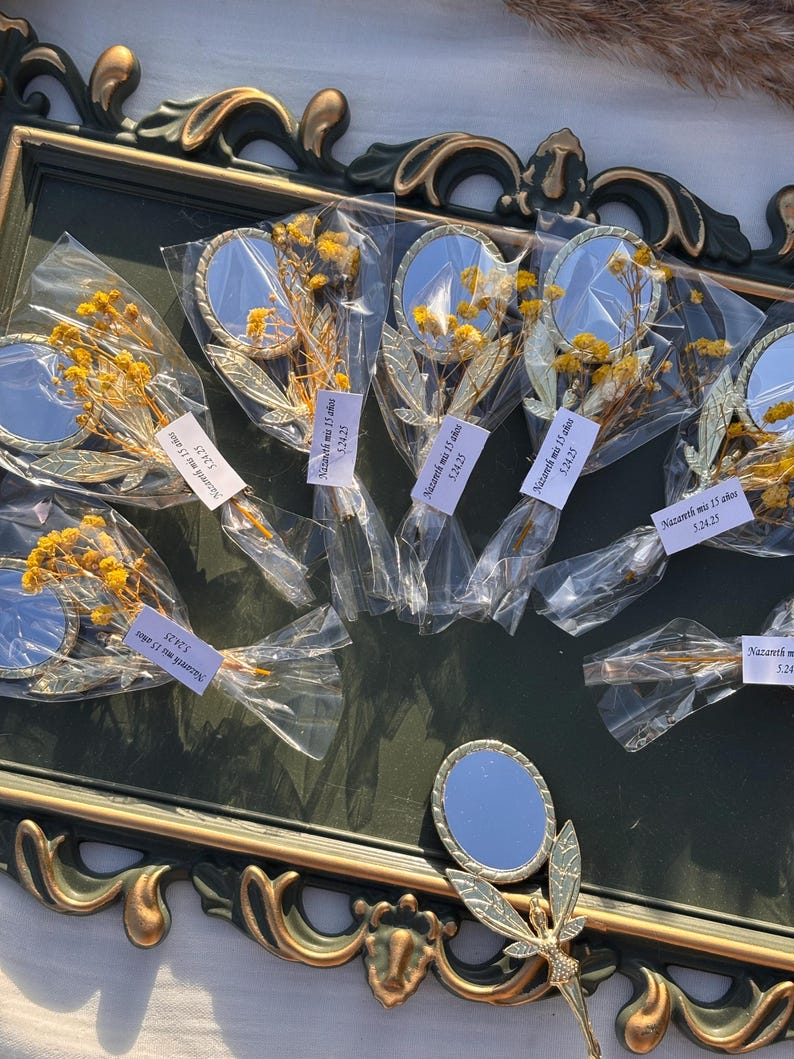 Quinceañera Mirror Favor for Guests – Floral Mis Quince Gift – Sweet 15 ...